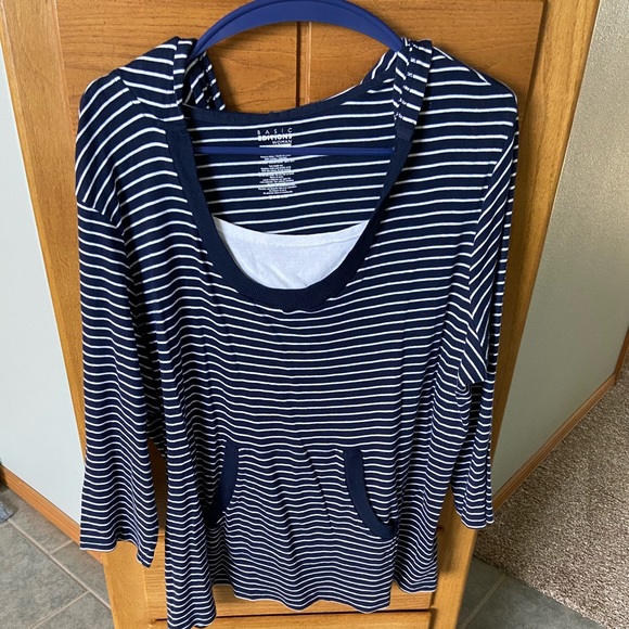 Basic Editions | Tops | Basic Edition Womans Top | Poshmark